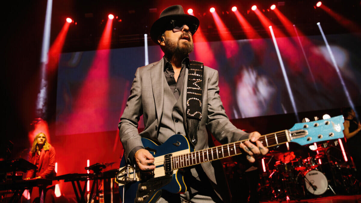 Dave Stewart a jeho Eurythmics míří na Benátskou: "Chystám se vás ...